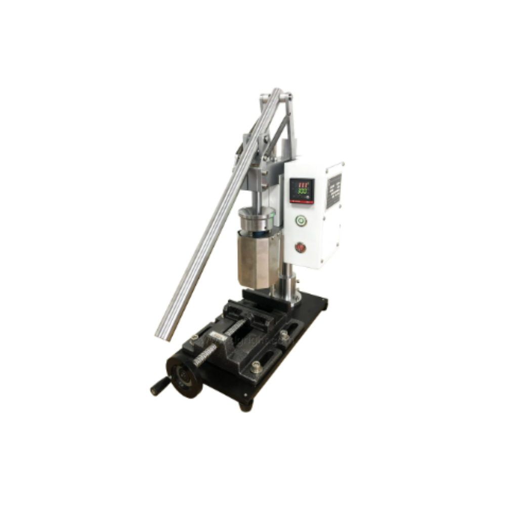 Desktop injection molding machine – TWmolding